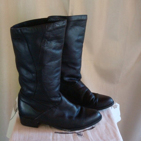 Siberian Husky | Shoes | Siberian Husky Black Winter Leather Dress ...